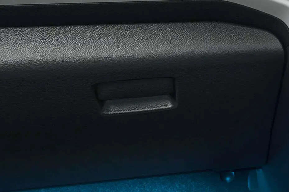 Maruti Suzuki Brezza is available in 5 Colours in India | Times Drive