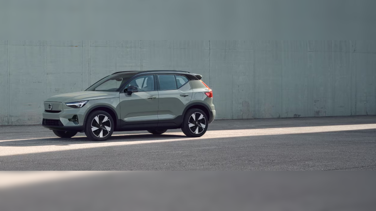 Volvo XC40 Recharge is available in 8 Colours in India | Times Drive