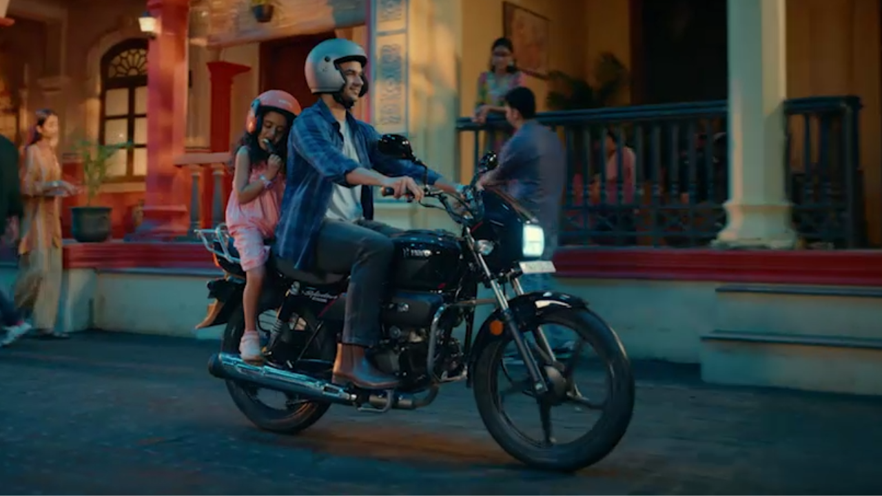 Best Bikes Under Rs 1 Lakh in India 2025: Hero Splendor Plus, TVS ...